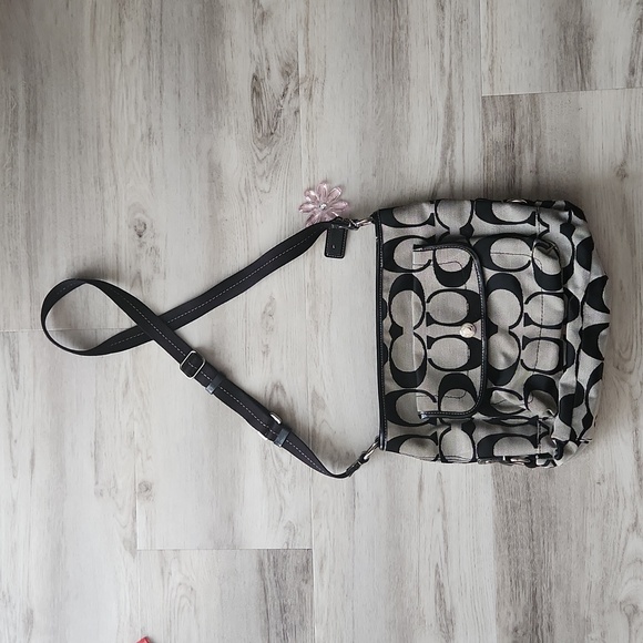 Coach | Bags | Coach Daisy Signature File Bag | Poshmark